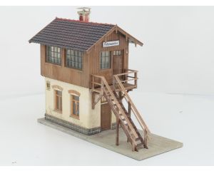 POLA 330914 Stellwerk Schönweiler Gebouwd model | grootspoor.com