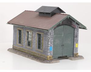 POLA 330910 Lokschuppen gebouwd model | grootspoor.com