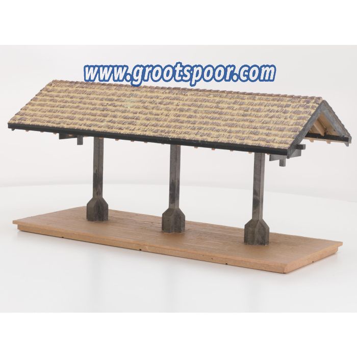 Pola 330918 Perron Silverton gebouwd model | grootspoor.com