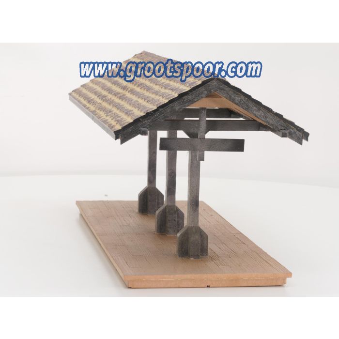 Pola 330918 Perron Silverton gebouwd model | grootspoor.com