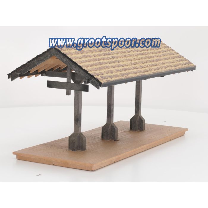 Pola 330918 Perron Silverton gebouwd model | grootspoor.com