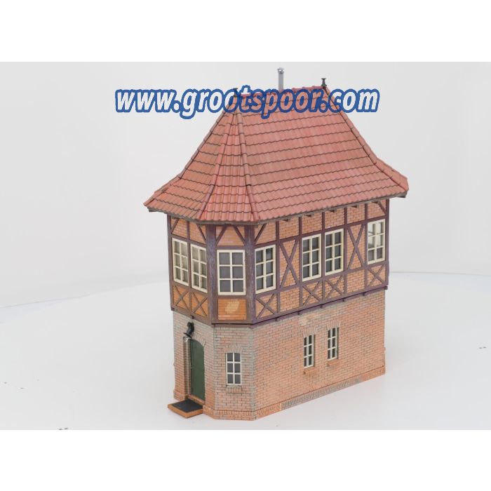 POLA 330915 Stellwerk Gebouwd model, Verlichting | grootspoor.com